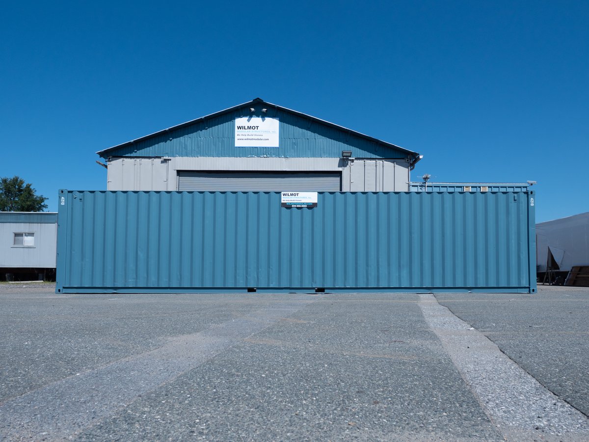 How to Lease a Ground Level Shipping Container for Storage